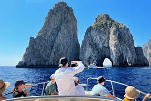 Come muoversi a Capri - Funicolare e autobus: orari e prezzi